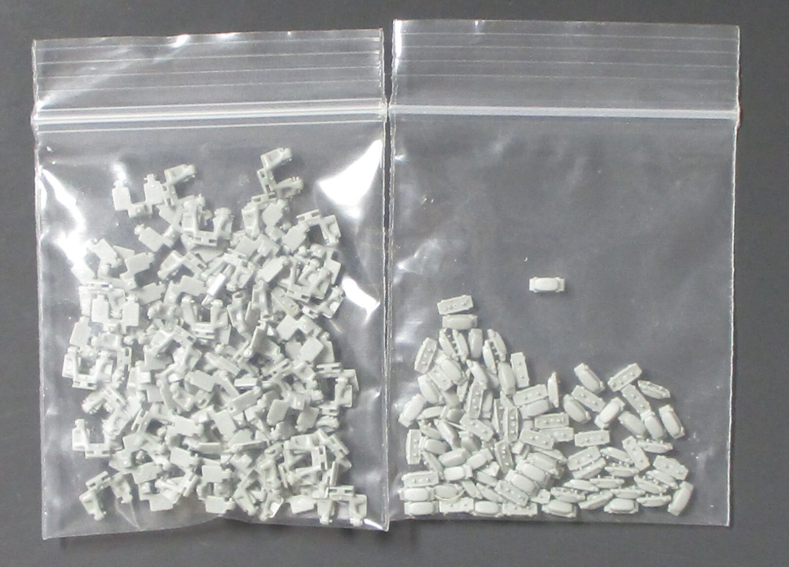 Dragon 1/35th Scale Sd Kfz 10 w/Flak - Tracks from Kit No. 6676 | eBay