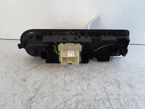 Interrupteur de leve vitre avant gauche RENAULT CLIO 4 PHASE 1 ...