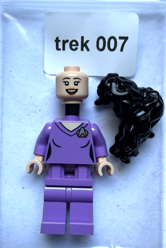 New LEGO Counselor Deanna Troi Minifigure (Star Trek USS Enterprise ...