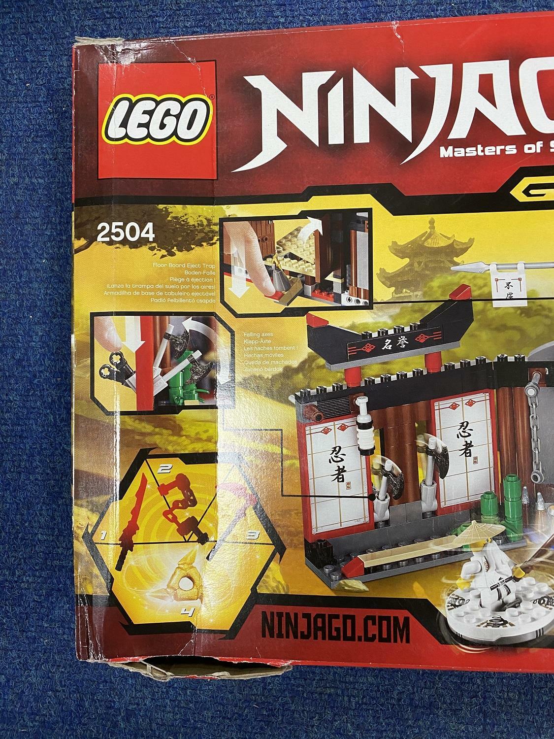 LEGO Ninjago 2504 - Spinjitzu Dojo Collectable Construction Set(Box ...