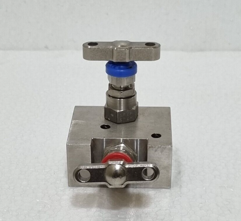 PARKER HALS2V4RRHV-MH VALVE MANIFOLD 2 VALVES 316SS 260C MAX 1/4'' BSPP ...