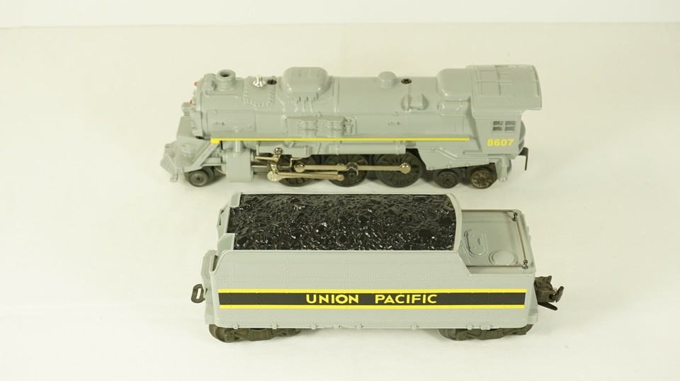 Lionel O Scale Union Pacific UP 2-6-4 Steam Engine & Tender Item 6 ...