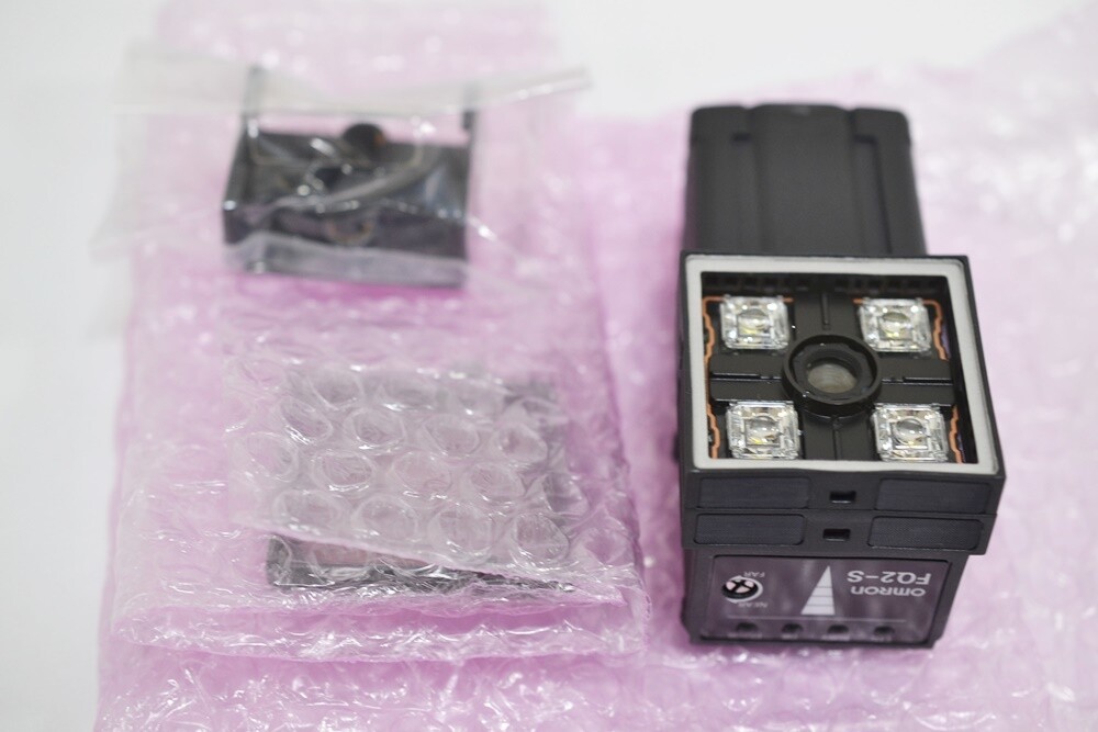 OMRON FQ2-S15010F Smart Camera for sale online | eBay