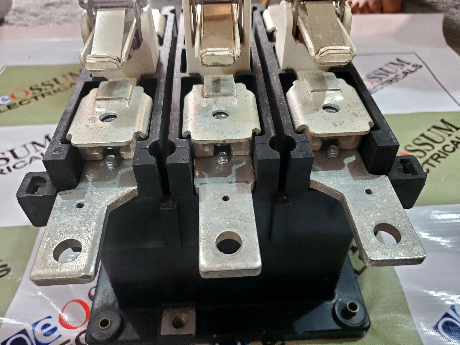 ABB EH370 MAGNETIC CONTACTOR 550AMP COIL VOLTAGE 220VAC FREE FAST ...