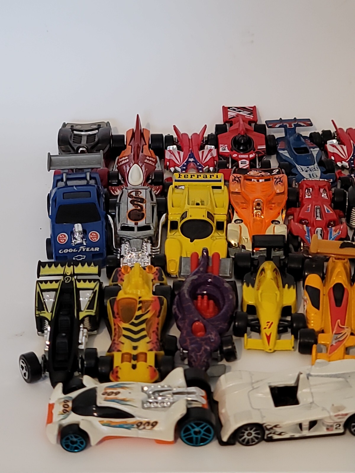 toy car lot racing Hot Wheels Drag Race Unbranded Masito MCD's Pre ...