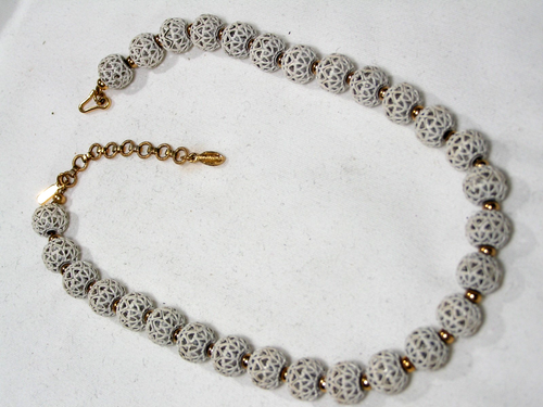 Vintage Monet Color Oro & Bianco Filigrana Collana Perle | eBay