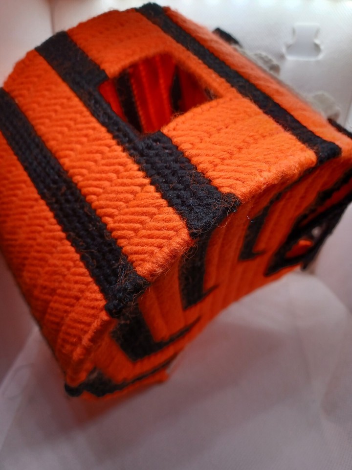 NFL Cincinnati Bengals, Tissue Box Covers, Tissue Box Cover, NFL Teams ...