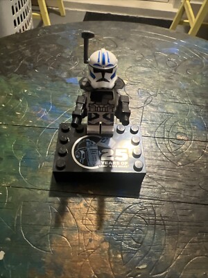 Lego Arc Trooper Fives 25th Anniversary Minifigure w/ Stand | eBay