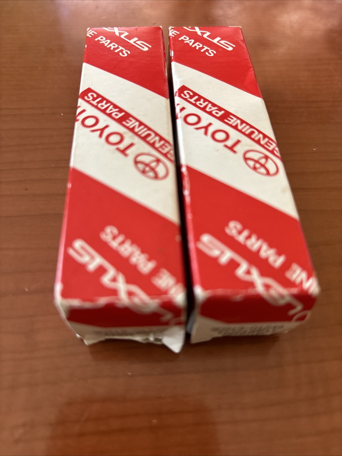 Genuine Lexus 90919-01249 Spark Plug Lot Of 2 | eBay