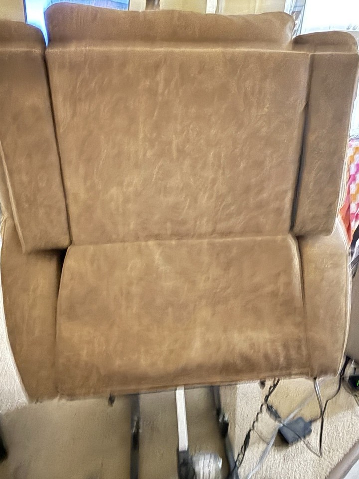 Gently used lift chair recliner, tan | eBay
