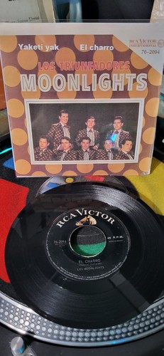 Los Moonlights RARE Yaketi Yak / El charro 45 7" Vinyl RARE TJ OLDIES ...