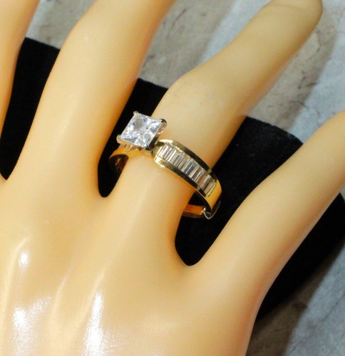 10K Yellow Gold CZ Ring - Gem