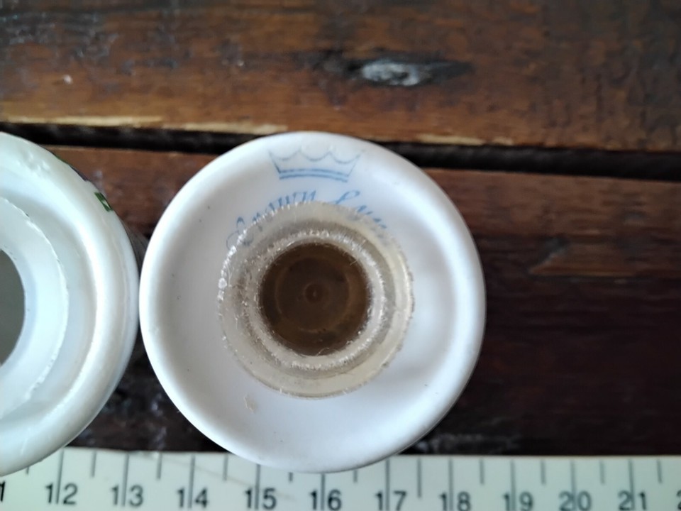 airlines airways tall Malaysia air salt pepper cruet First Class ...