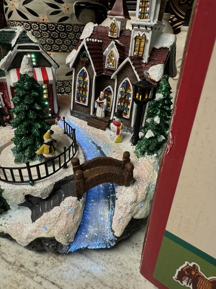 Cracker Barrel Animated Fiber Optic Christmas Village Season Peace Tree ...