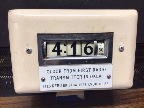 Vintage Pennwood 790 Numechron Clock 1st Transmitter In Okla. KFRU-KVOO ...