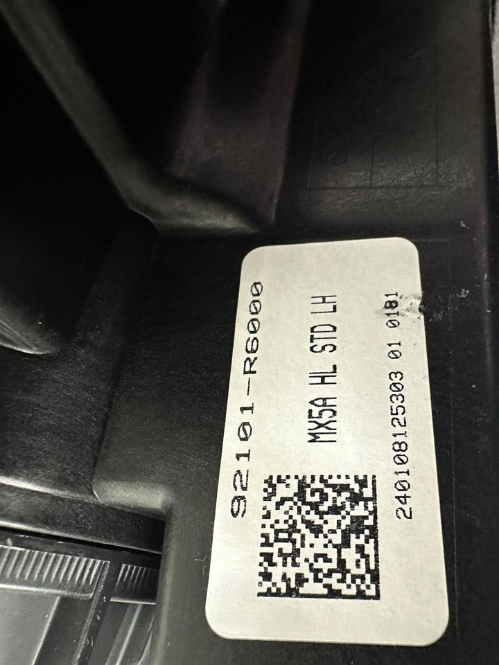 OEM Hyundai Left LED Headlight Assembly 2024-2025 Hyundai Santa-Fe ...