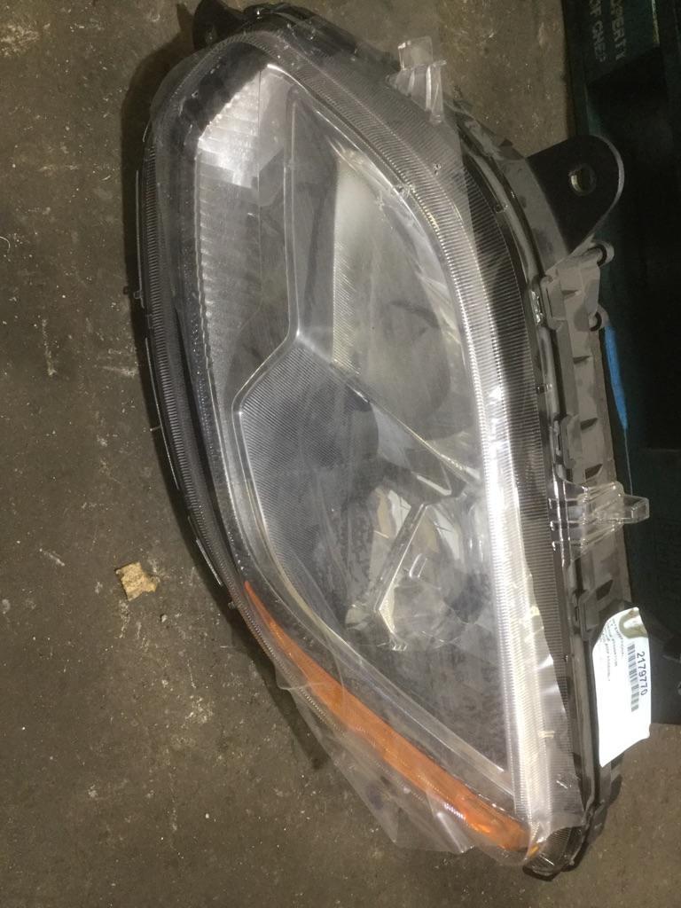 International LT Headlamp Assembly and Component 4049967C96 for sale ...