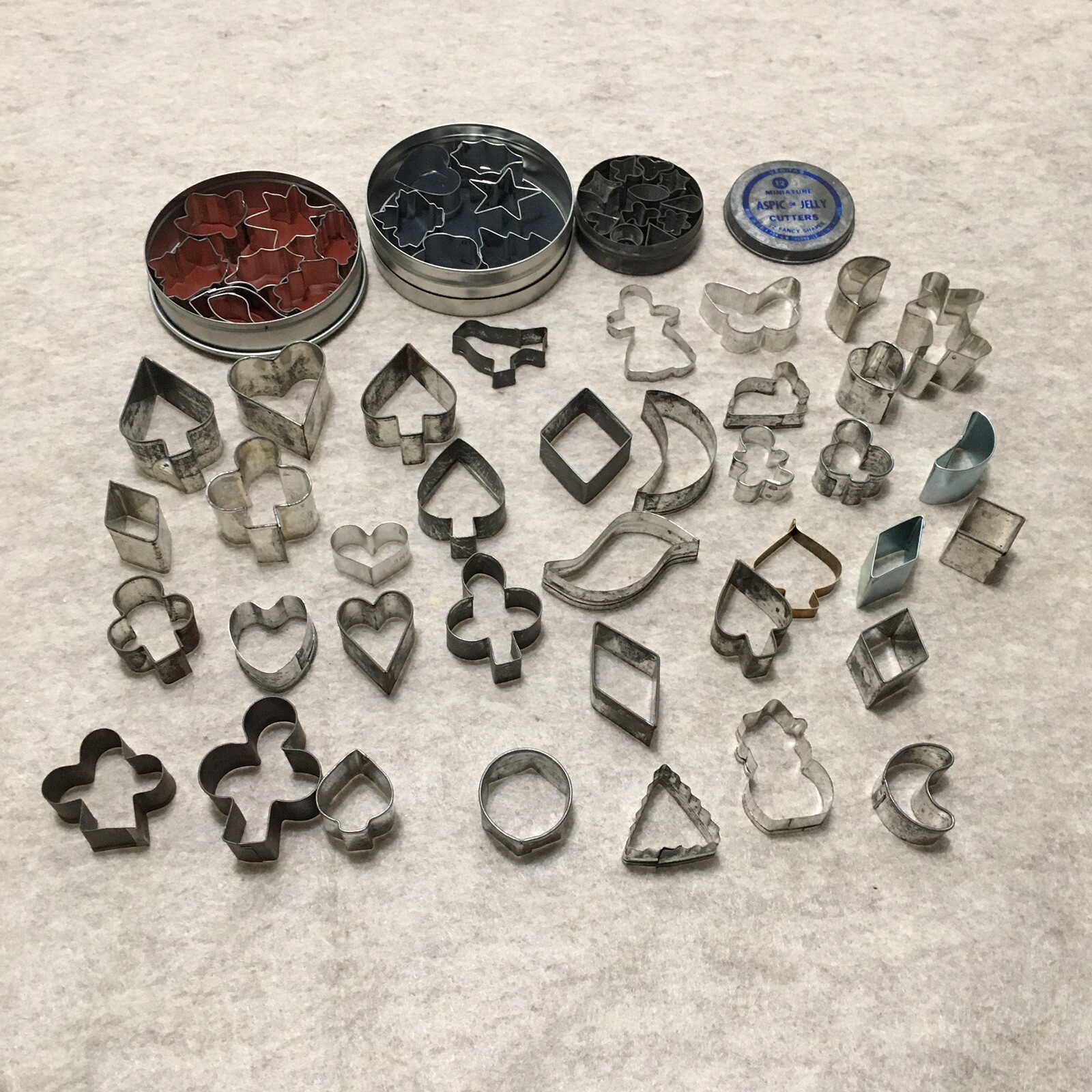 Vintage Lot of 60 Miniature Cookie Cutters Pie Cutters Aspic or Jelly ...