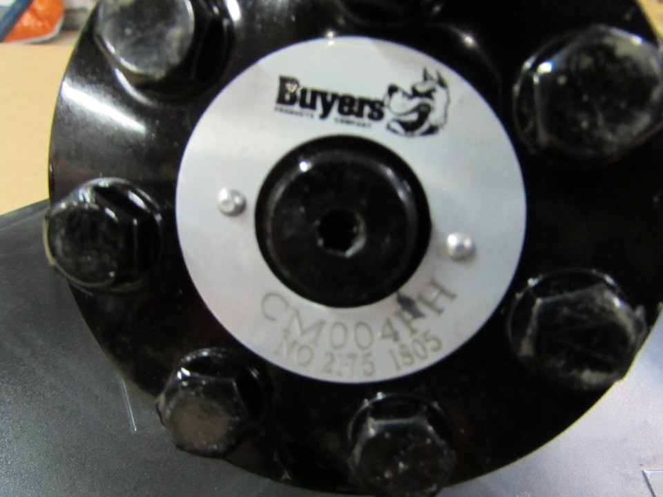 UNIVERSAL SALTDOGG 18" SALT SPREADER SPINNER DISK 9240016 CCW W ...