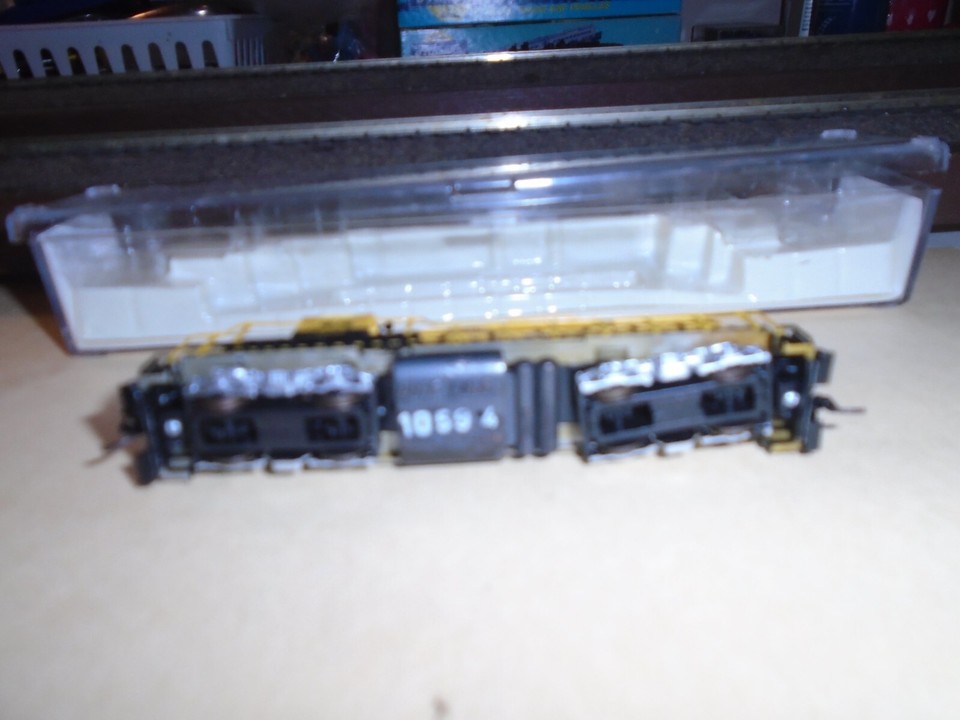 LIFE LIKE #7132 EMD GP18 DIESEL LOCOMOTIVE-SUSQUEHANNA #NYSW 1802 N | eBay