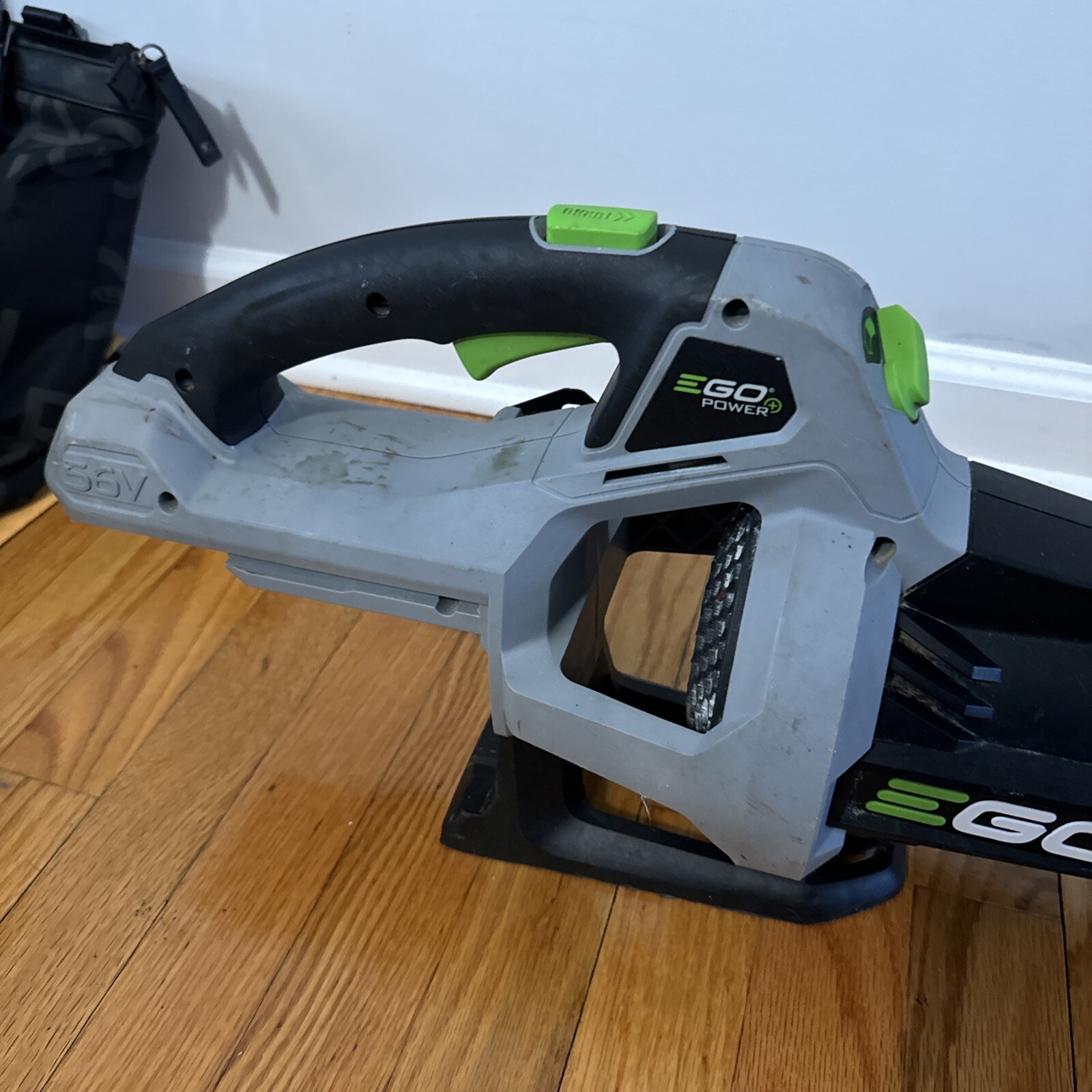 EGO Power+ 3-Speed Turbo Leaf Blower 56-Volt 530 CFM Cordless LB5300 ...