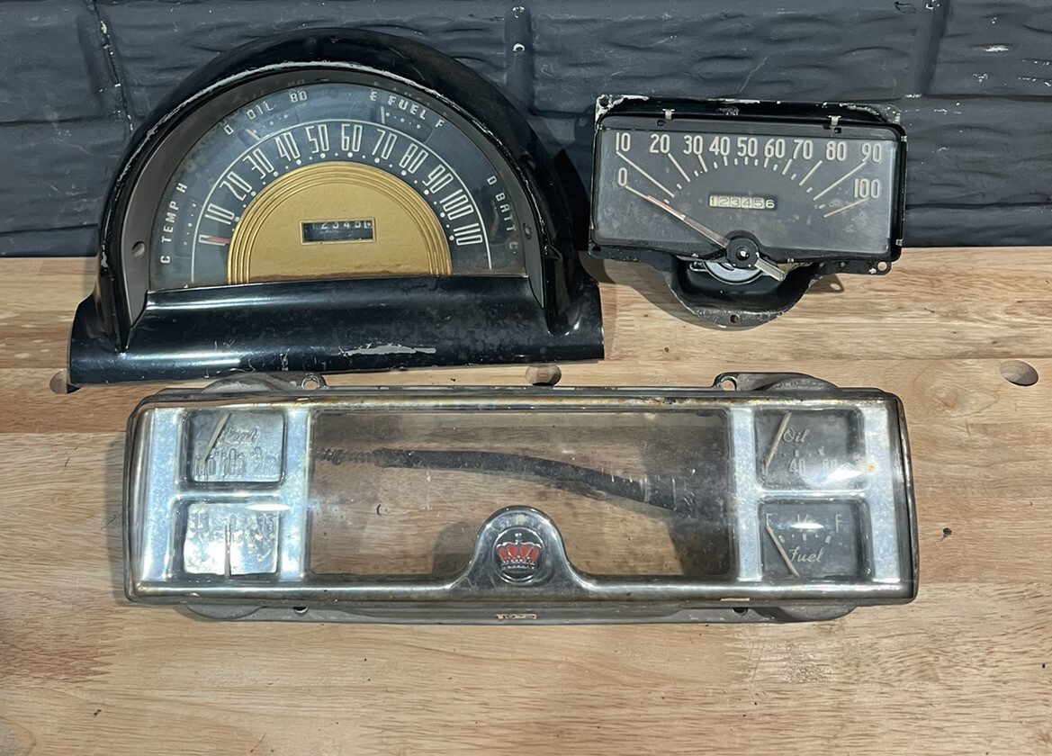 Lot Of 3 VINTAGE SPEEDOMETER GAUGES FORD CHEVY??? UNTESTED FOR PARTS | eBay