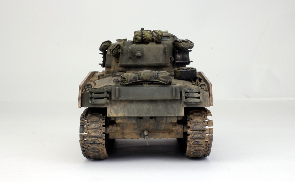 PreSale USMC M4a2 Late PTO Sherman Medium Tank WW2 1:35 Pro Built Model ...