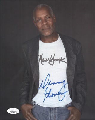 DANNY GLOVER Signed 8x10 Photo PREDATOR Lethal Weapon Autograph JSA COA ...