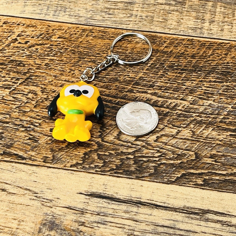Pluto Keychain Princess Looking Keyring Disney World Classic Dog Key ...