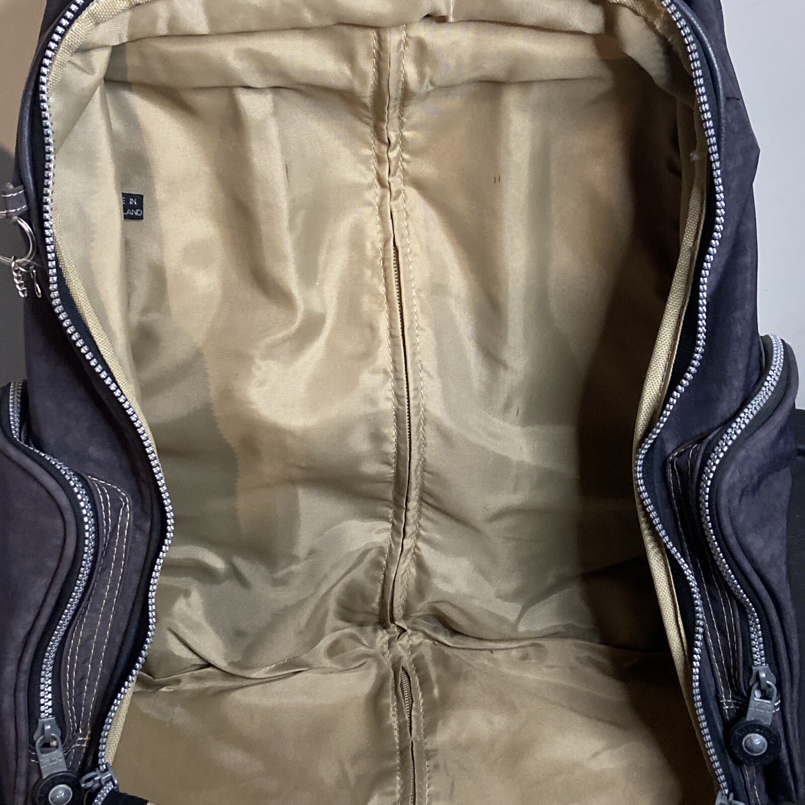 Kipling Alcatraz Black Rolling Wheeled Backpack Used - Gem