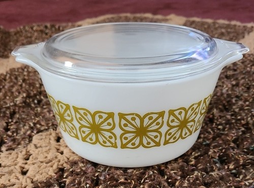 Vintage Pyrex Verde Green Square Flowers 1 Quart Casserole Dish 473 ...