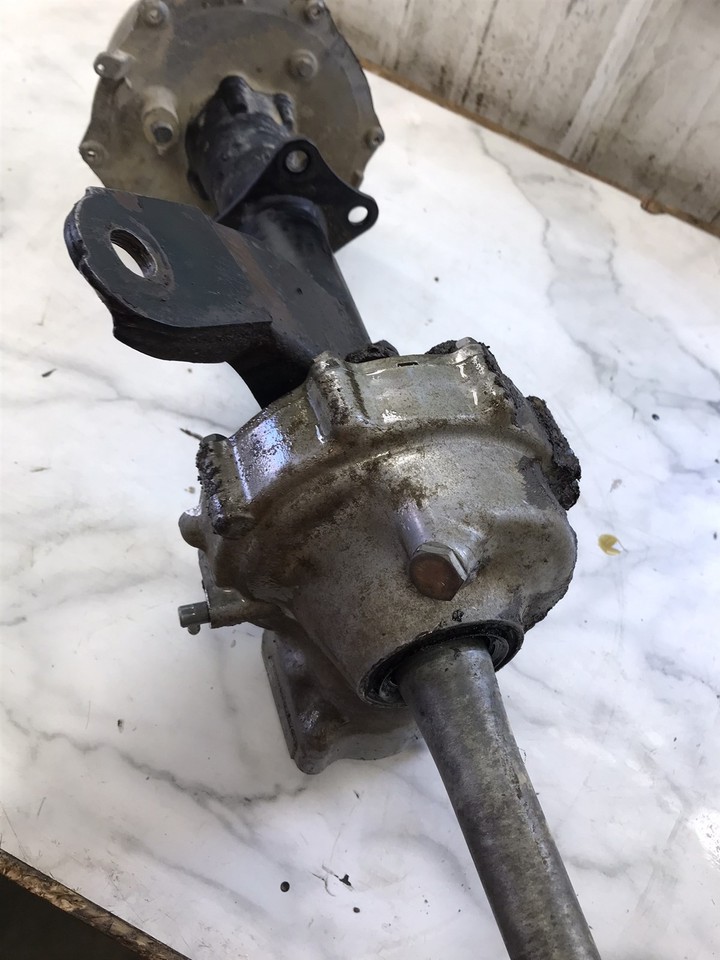 01 Yamaha YFM400 YFM 400 Big Bear rear axle shaft differential hub ...