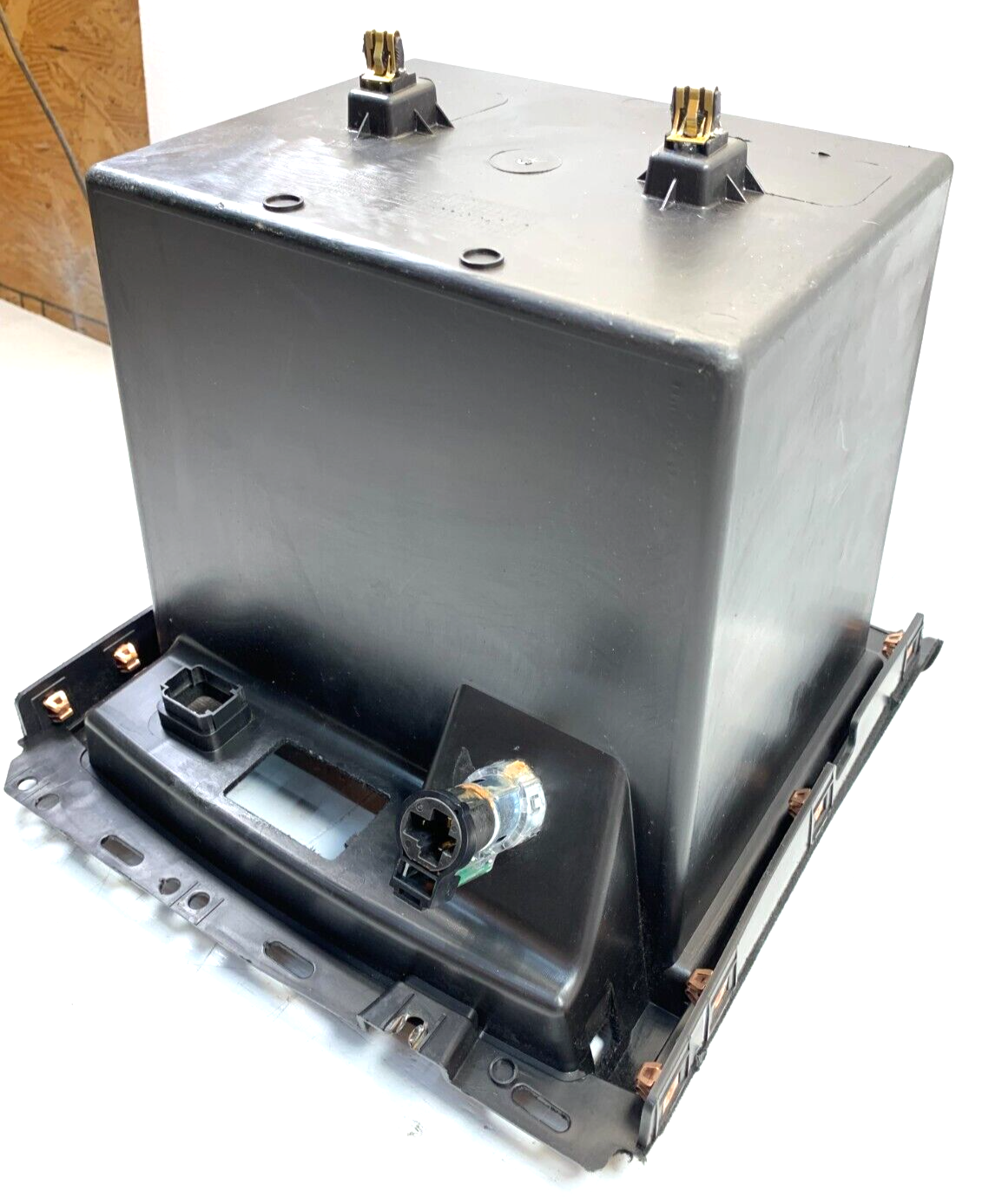 21-23 GM CADILLAC ESCALADE CENTER CONSOLE STORAGE BIN BOX COMPARTMENT ...