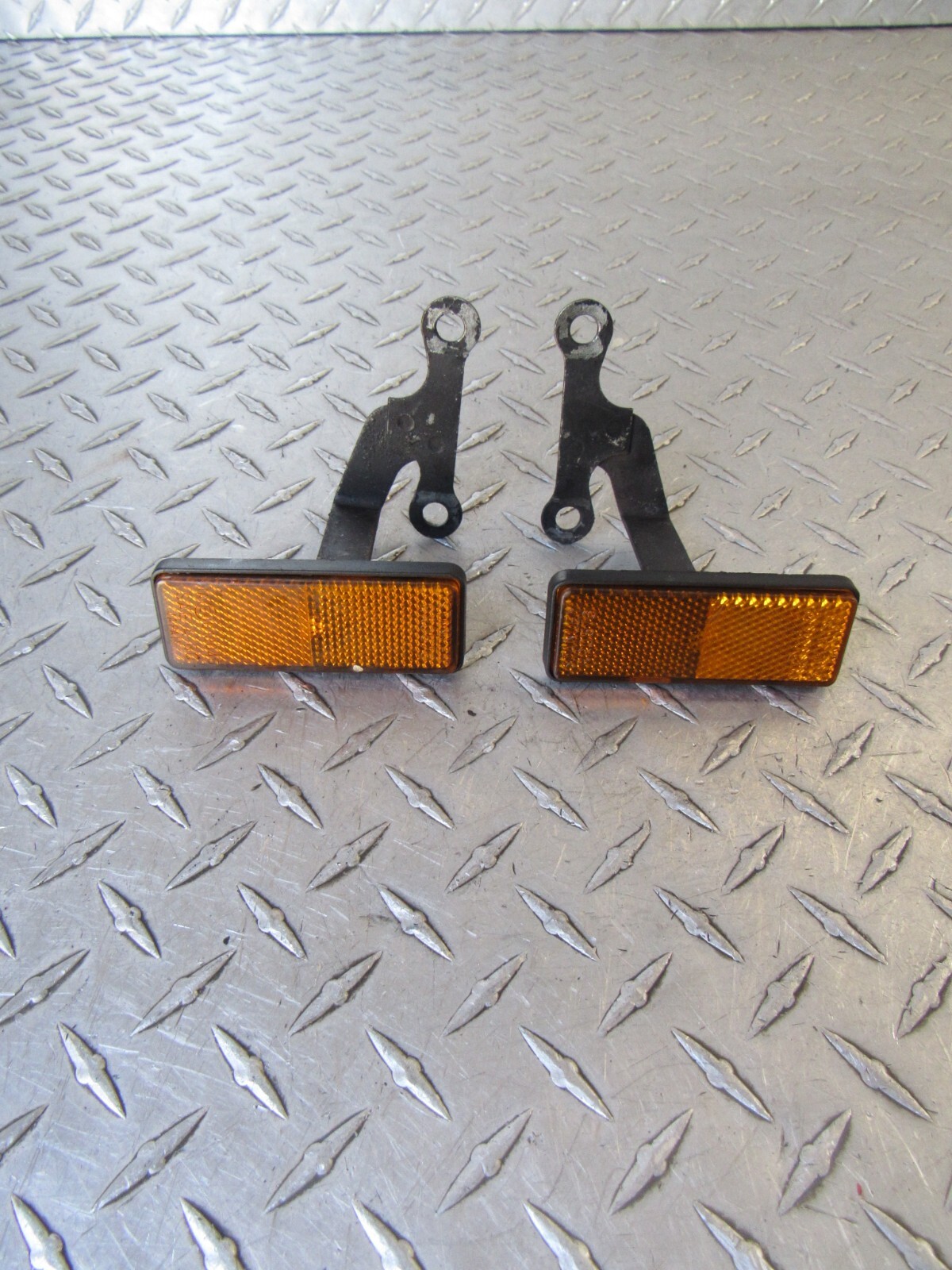 1986 86 SUZUKI GS550E GS550 GS 550 E FRONT REFLECTORS | eBay