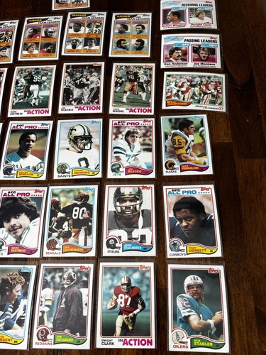 🏈 1982 Topps Football Card Star Rookie Lot Montana Fill VINTAGE Set ...