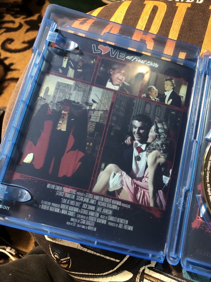 LOVE AT FIRST BITE (1979) + ONCE BITTEN (1985) BLU RAY Scream Factory ...
