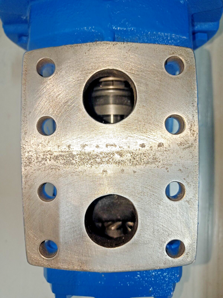 IMO ACP 025L6 NVBP Triple screw pump with electric Motor - Refurbished ...