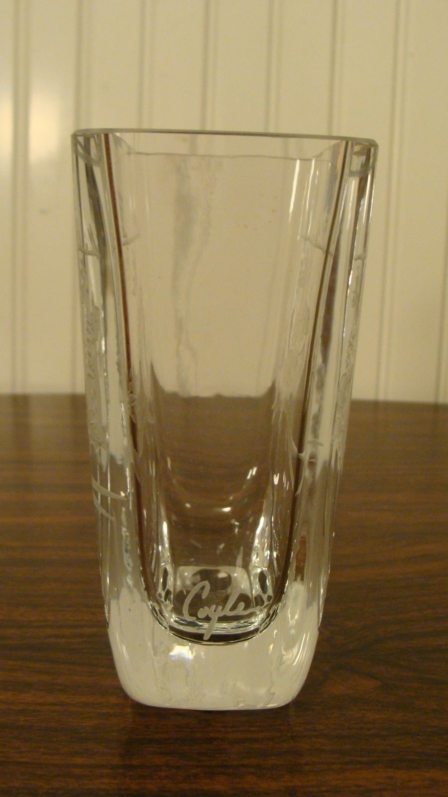 COYLE Art Glass Etched Man Riding Horse Holding Spear Vase, Signed, 5.1 ...