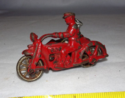 ANTIQUE CAST IRON HUBLEY Red MOTORCYCLE "COP" W/ SIDECAR AND RIDER | eBay