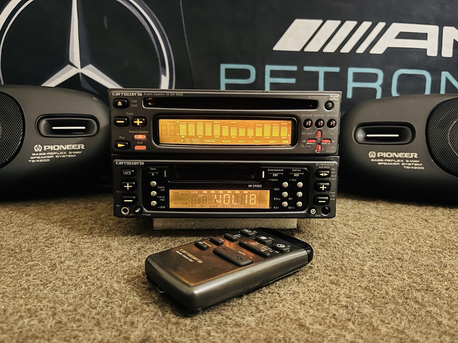 Pioneer Carrozzeria KEH-M535 & CDX-505EQ Graphic Equalizer Car CD ...