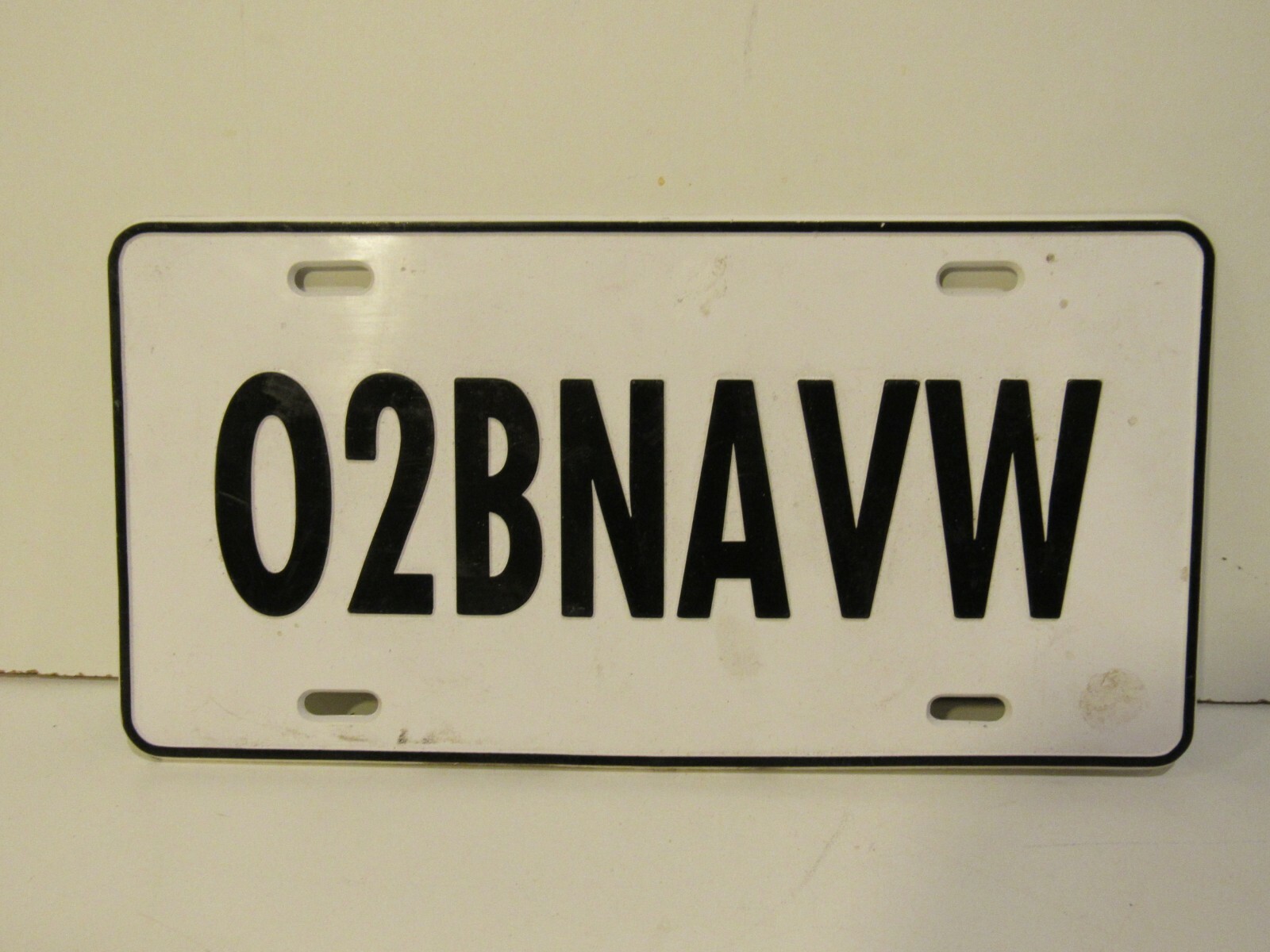 VINTAGE Thick Plastic License Plate Replacement O2BNAVW Rare ...