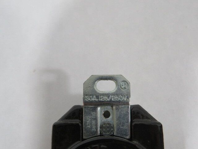 Hubbell 3330 Single Ceramic Receptacle 30A 125/250V 3W 3P USED | eBay