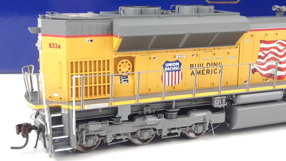 ATHEARN GENESIS SD70ACE UP #8334 W/FLAG FACTORY DCC+ TSUNAMI SOUND VGC BOXED HO | eBay Australia