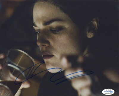 Callie Hernandez Signed ALIEN COVENANT Autograph 8x10 Photo Actress ...