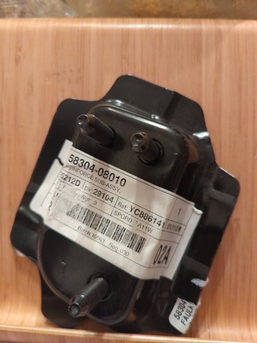 New OEM Genuine Toyota Reinforcement 58304-08010 Sienna Bracket | eBay