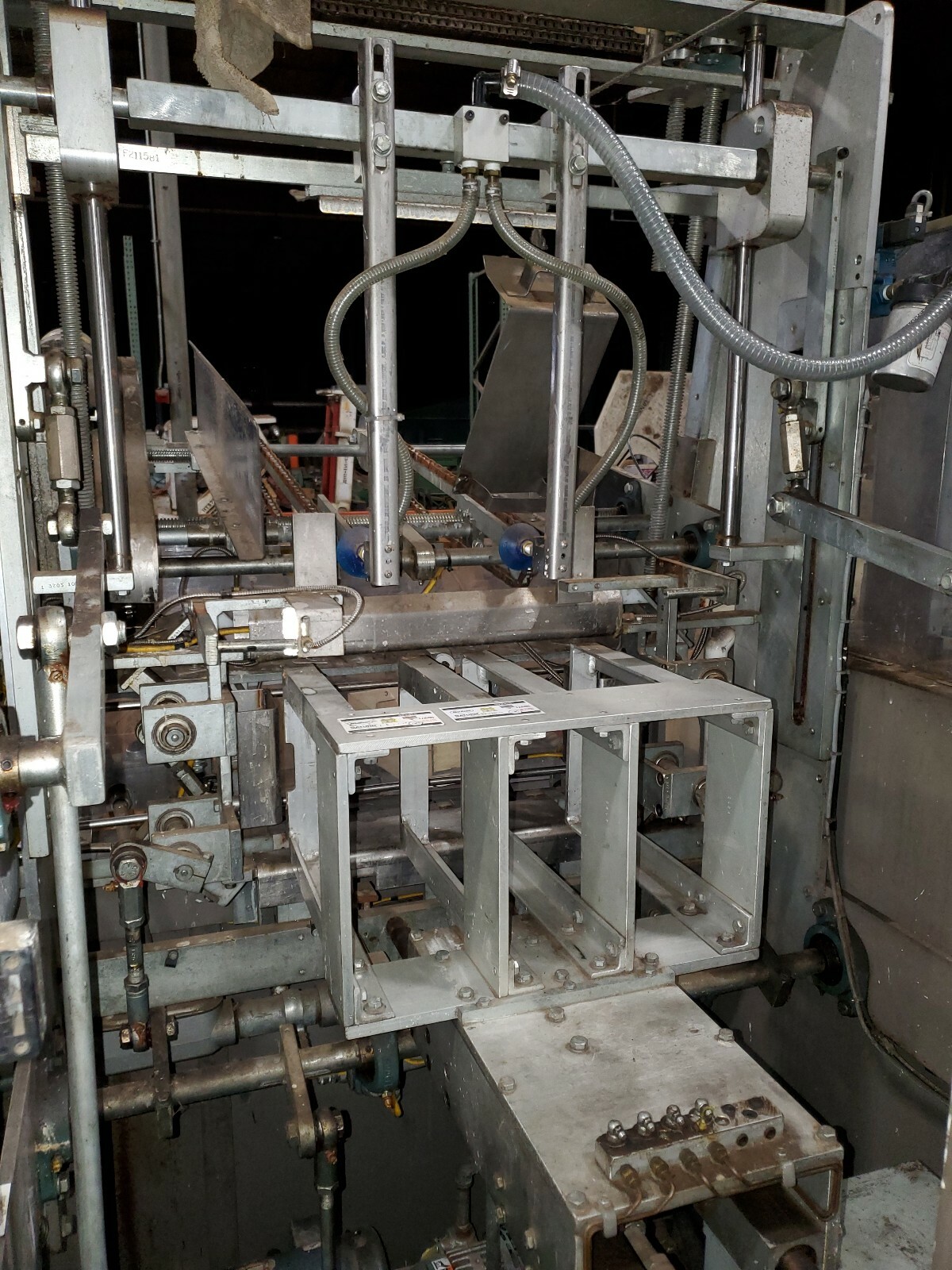 Douglas Packaging Machine SSTF/L Tray Former Erector 11 1/2"x2"x16 1/2 ...