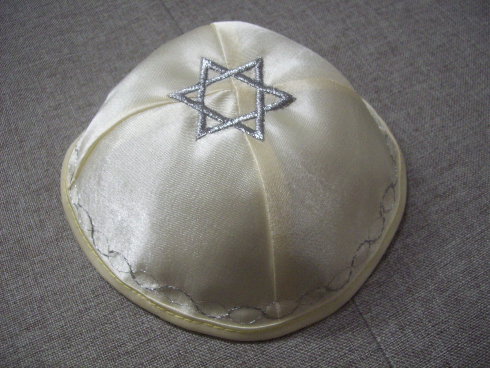 Kippa, Jarmulke, Kippah,Kipa Creme Srtickerei 16-17cm | eBay UK