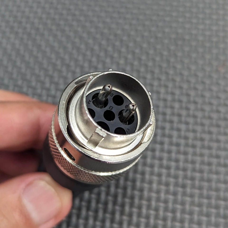 Bobcat 7 Pin adapter plug for 12V power | eBay