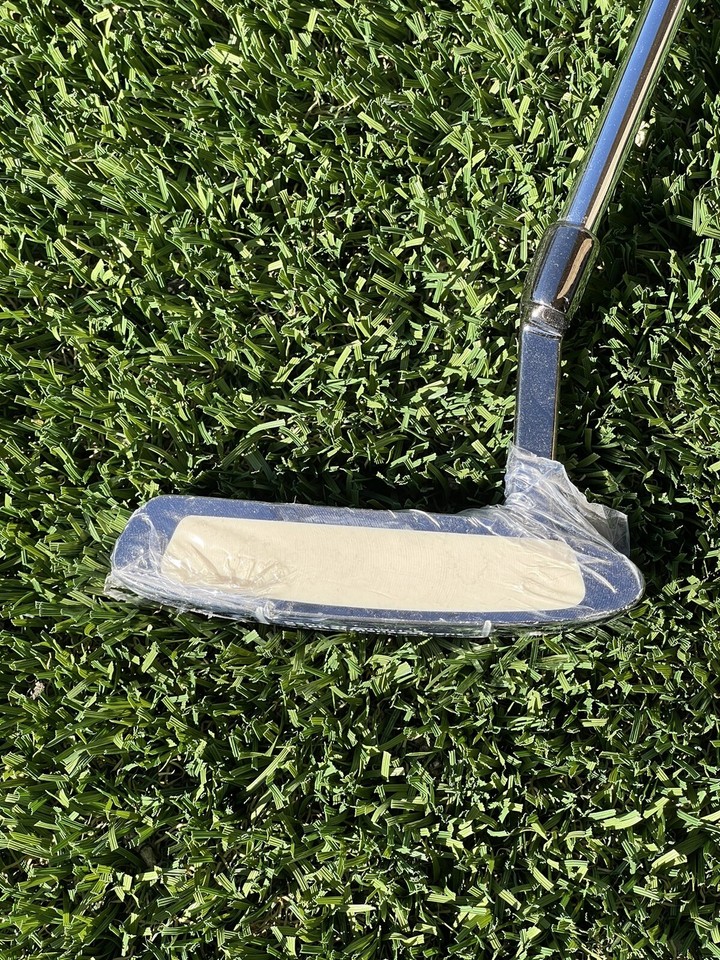 Strata Right Handed Medium Shaft 35” Soft Grip New Putter | eBay