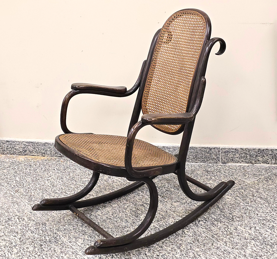 ANTIQUE VICTORIAN SMALL CHILD BENTWOOD ROCKER ROCKING CHAIR | eBay